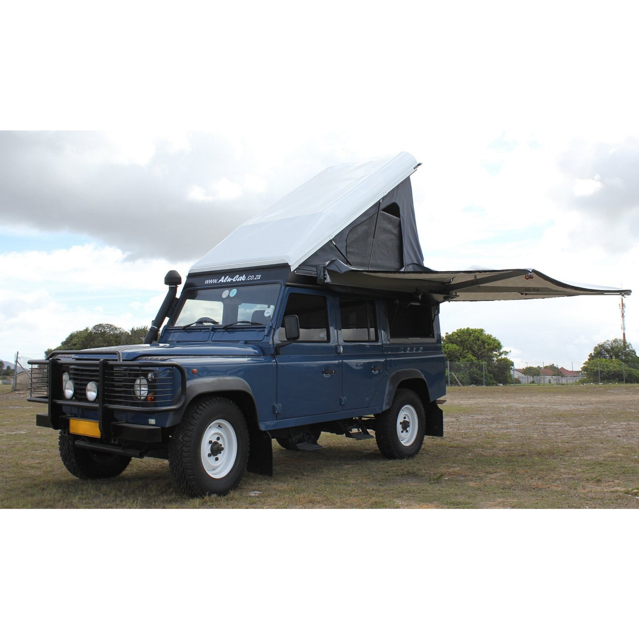 Alu-Cab Icarus Roof Conversion Land Rover Defender 110 White — Offroad ...