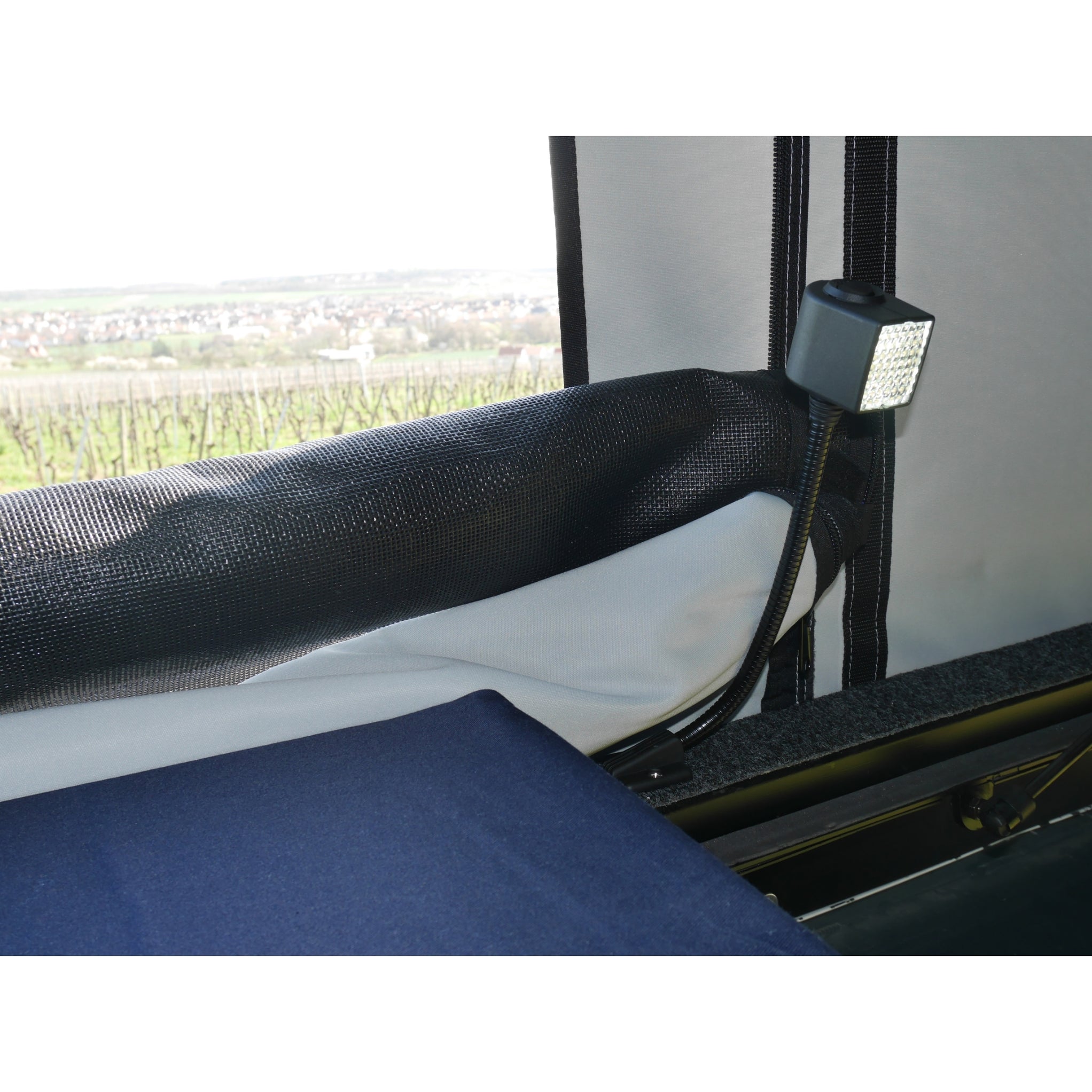 Alu-Cab Icarus Roof Conversion Land Rover Defender 110 White — Offroad ...