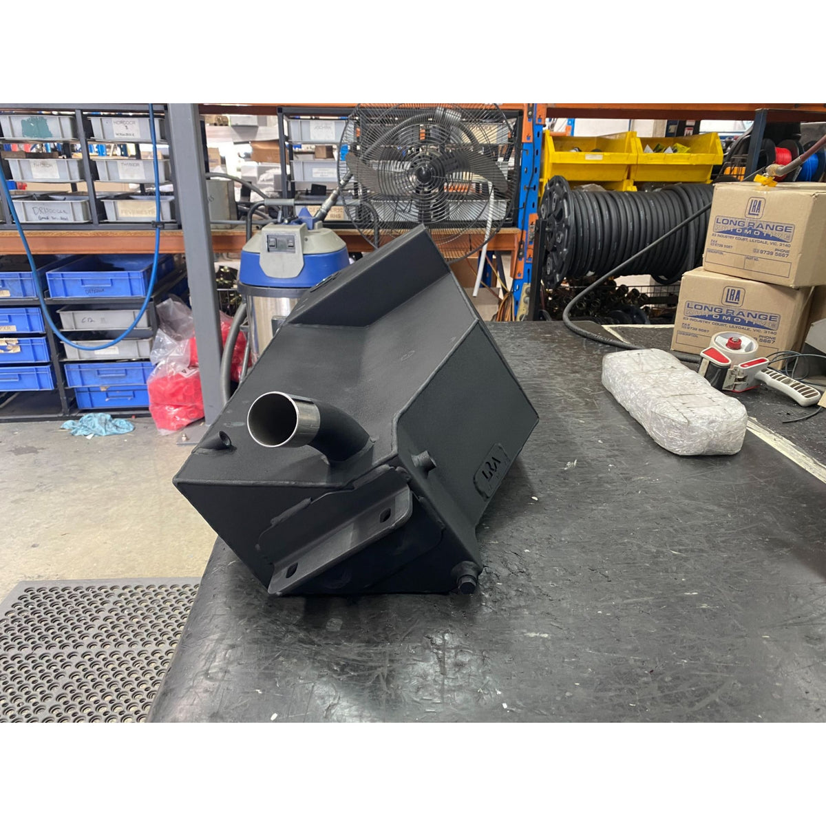 Land Rover Defender 90 32L Auxiliary Fuel Tank — Offroad and More