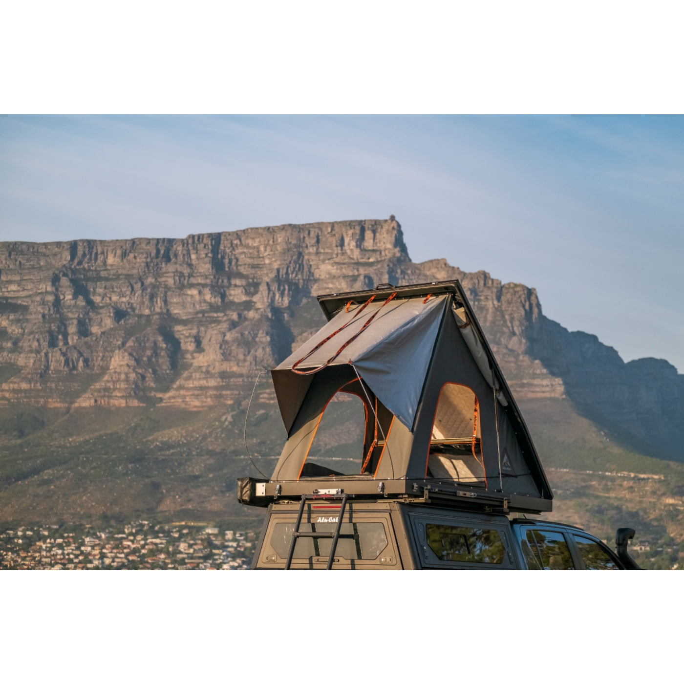 Alu-Cab Rooftop Tent Gen 3-R Black — Offroad and More